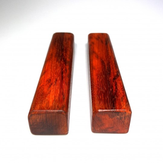 Taku set Padouk wood | meditation attributes | Zen.nl